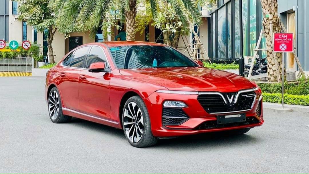 Vinfast Lux A2.0 lọt top 10 xe bán chạy nhất Việt Nam tháng 8/2022 - Xế ...